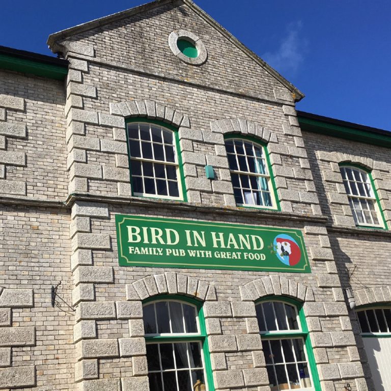 The Bird in Hand Hayle – The Pub at Paradise Park